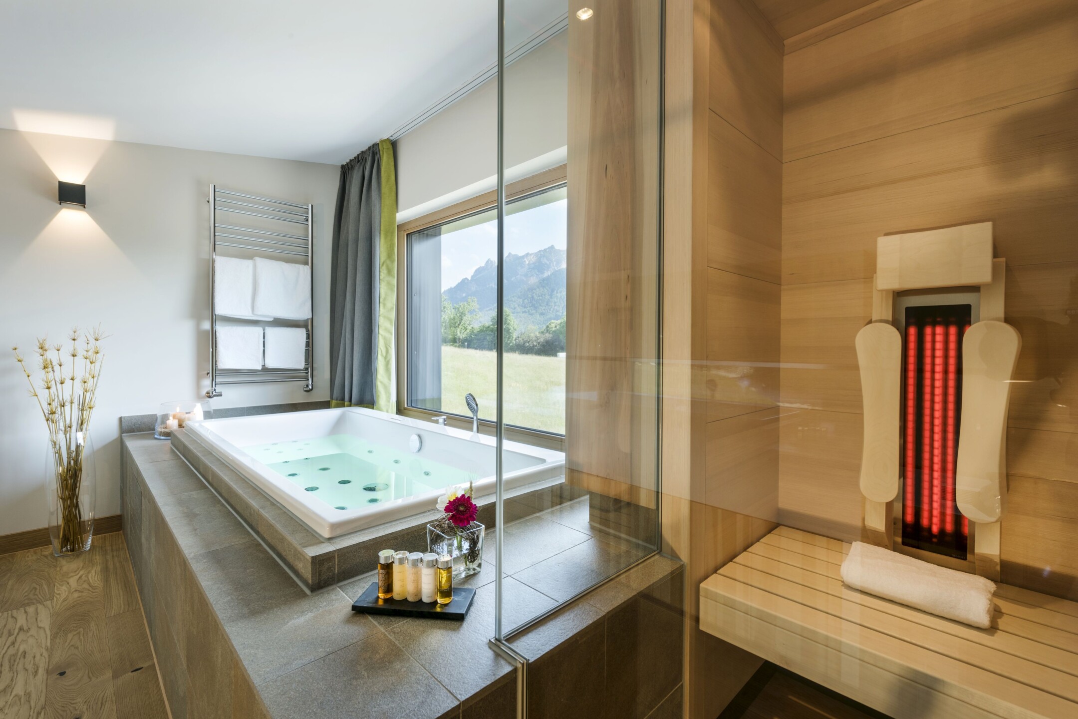 Spa Loft Suite mit Whirlpool & Sauna | 4*S Hotel Klosterhof